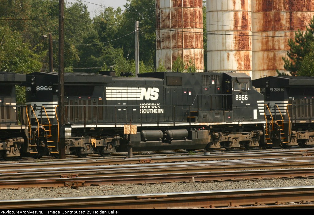 NS 8966